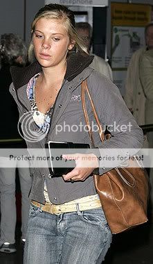 Chelsy Davy: FAQ's and Pictures